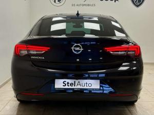Black Opel Insignia 2020 in Vilnius, with an engine capacity of 1.49 L and mileage of 95 thousand km for 14490 €, photo 5 on AUTOMOTO.COM.LV