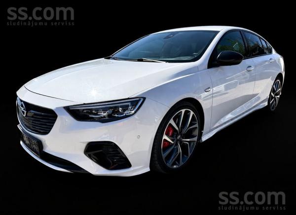 Black Opel Insignia 2020 in Jurmala, with an engine capacity of 2.00 L and mileage of 159 thousand km for 15500 €, photo 2 on AUTOMOTO.COM.LV