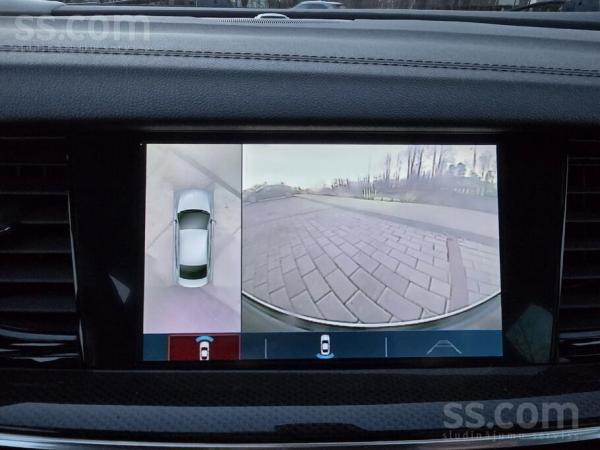 Black Opel Insignia 2020 in Jurmala, with an engine capacity of 2.00 L and mileage of 159 thousand km for 15500 €, photo 10 on AUTOMOTO.COM.LV