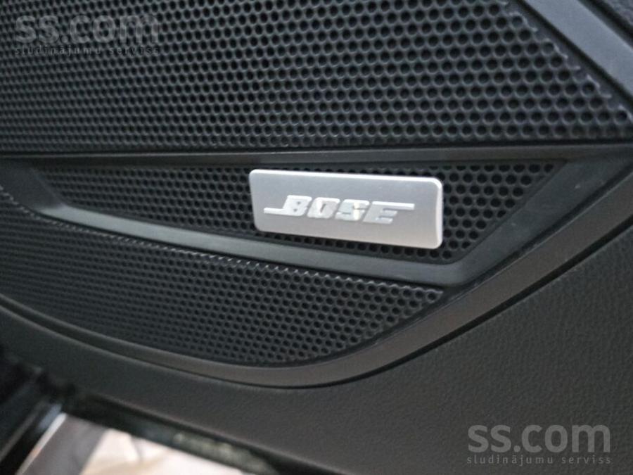 Black Opel Insignia 2020 in Jurmala, with an engine capacity of 2.00 L and mileage of 159 thousand km for 15500 €, photo 15 on AUTOMOTO.COM.LV