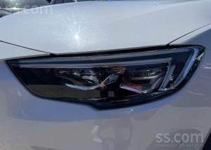 Black Opel Insignia 2020 in Jurmala, with an engine capacity of 2.00 L and mileage of 159 thousand km for 15500 €, photo 24 on AUTOMOTO.COM.LV