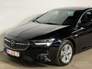 Black Opel Insignia 2020 in Jurmala, with an engine capacity of 2.00 L and mileage of 141 thousand km for 13850 €, photo 7 on AUTOMOTO.COM.LV