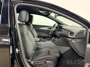 Black Opel Insignia 2020 in Jurmala, with an engine capacity of 2.00 L and mileage of 141 thousand km for 13850 €, photo 18 on AUTOMOTO.COM.LV
