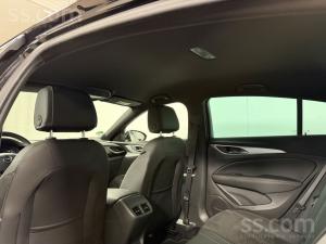 Black Opel Insignia 2020 in Jurmala, with an engine capacity of 2.00 L and mileage of 141 thousand km for 13850 €, photo 20 on AUTOMOTO.COM.LV
