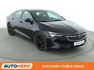 Black Opel Insignia 2021 in Kaunas, with an engine capacity of 2.00 L and mileage of 65 thousand km for 24620 €, photo 8 on AUTOMOTO.COM.LV