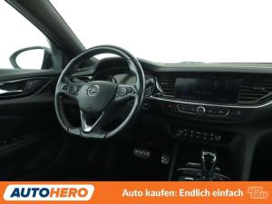 Black Opel Insignia 2021 in Kaunas, with an engine capacity of 2.00 L and mileage of 65 thousand km for 24620 €, photo 13 on AUTOMOTO.COM.LV