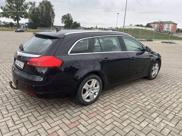 Melns Opel Insignia 2009 Valmiera, ar dzinēja tilpumu 2.00 L un nobraukumu 352 tūkst. km par 2600 €, foto 4 vietnē AUTOMOTO.COM.LV