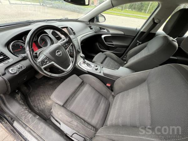 Melns Opel Insignia 2009 Valmiera, ar dzinēja tilpumu 2.00 L un nobraukumu 352 tūkst. km par 2600 €, foto 9 vietnē AUTOMOTO.COM.LV