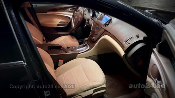 Black Opel Insignia 2009 in Parnu, with an engine capacity of 2.00 L and mileage of 336 thousand km for 4900 €, photo 11 on AUTOMOTO.COM.LV