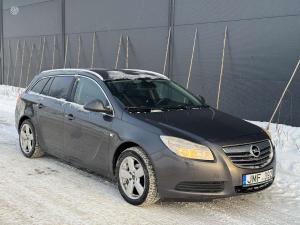 Black Opel Insignia 2009 in Vilnius, with an engine capacity of 1.96 L and mileage of 363 thousand km for 2402 €, photo 7 on AUTOMOTO.COM.LV