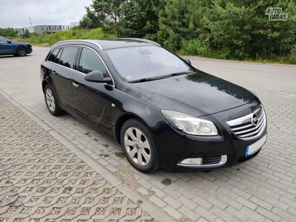 Black Opel Insignia 2009 in Vilnius, with an engine capacity of 1.80 L and mileage of 220 thousand km for 2700 €, photo 7 on AUTOMOTO.COM.LV