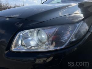 Black Opel Insignia 2009 in Riga, with an engine capacity of 2.00 L and mileage of 0 thousand km for 2490 €, photo 6 on AUTOMOTO.COM.LV