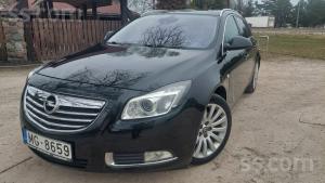 Черный Опель Инсигния 2009 в Рига, объемом двигателя 2.00 л и пробегом 266 тыс. км за 3950 €, фото 3 на AUTOMOTO.COM.LV