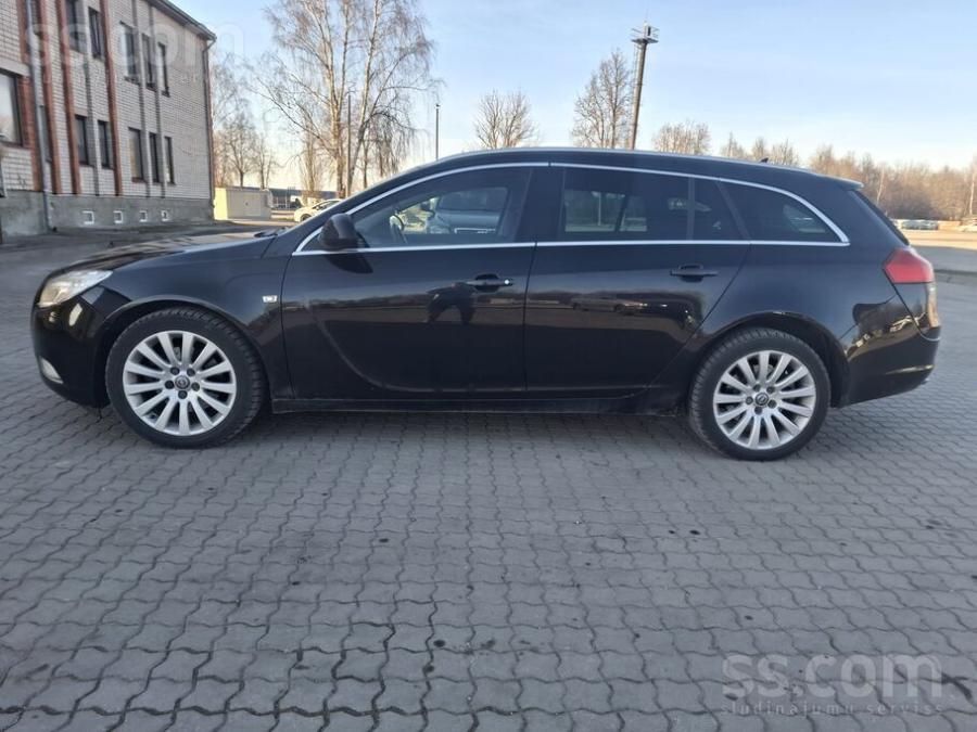 Melns Opel Insignia 2009 Talsi, ar dzinēja tilpumu 2.00 L un nobraukumu 244 tūkst. km par 3000 €, foto 26 vietnē AUTOMOTO.COM.LV