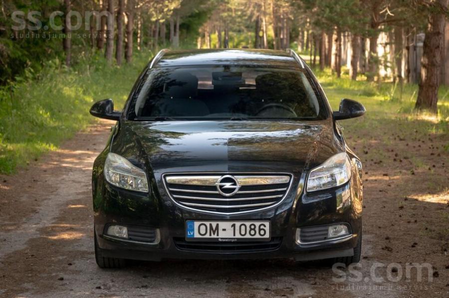 Melns Opel Insignia 2009 Tukums, ar dzinēja tilpumu 1.80 L un nobraukumu 158 tūkst. km par 4490 €, foto 3 vietnē AUTOMOTO.COM.LV
