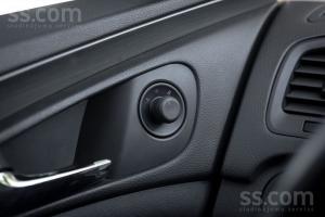 Melns Opel Insignia 2009 Tukums, ar dzinēja tilpumu 1.80 L un nobraukumu 158 tūkst. km par 4490 €, foto 15 vietnē AUTOMOTO.COM.LV