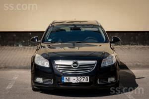 Melns Opel Insignia 2009 Talsi, ar dzinēja tilpumu 2.00 L un nobraukumu 247 tūkst. km par 2990 €, foto 3 vietnē AUTOMOTO.COM.LV