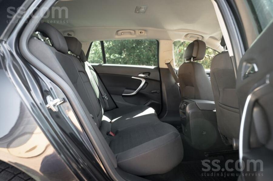 Melns Opel Insignia 2009 Talsi, ar dzinēja tilpumu 2.00 L un nobraukumu 247 tūkst. km par 2990 €, foto 12 vietnē AUTOMOTO.COM.LV