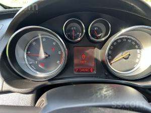 Melns Opel Insignia 2009 Ogre, ar dzinēja tilpumu 2.00 L un nobraukumu 340 tūkst. km par 3500 €, foto 11 vietnē AUTOMOTO.COM.LV