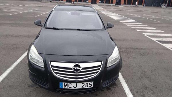 Black Opel Insignia 2009 in Kaunas, with an engine capacity of 1.96 L and mileage of 256 thousand km for 2000 €, photo 5 on AUTOMOTO.COM.LV