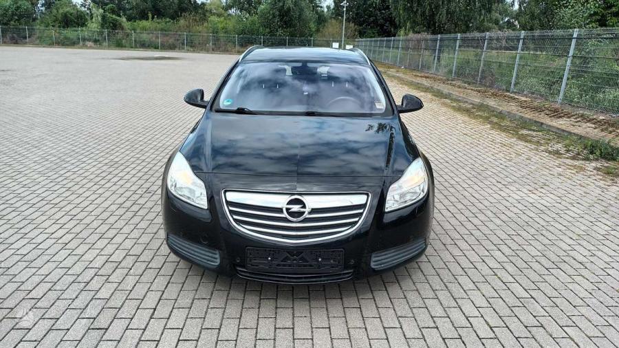 Melns Opel Insignia 2009 Marijampole, ar dzinēja tilpumu 1.80 L un nobraukumu 198 tūkst. km par 2300 €, foto 4 vietnē AUTOMOTO.COM.LV