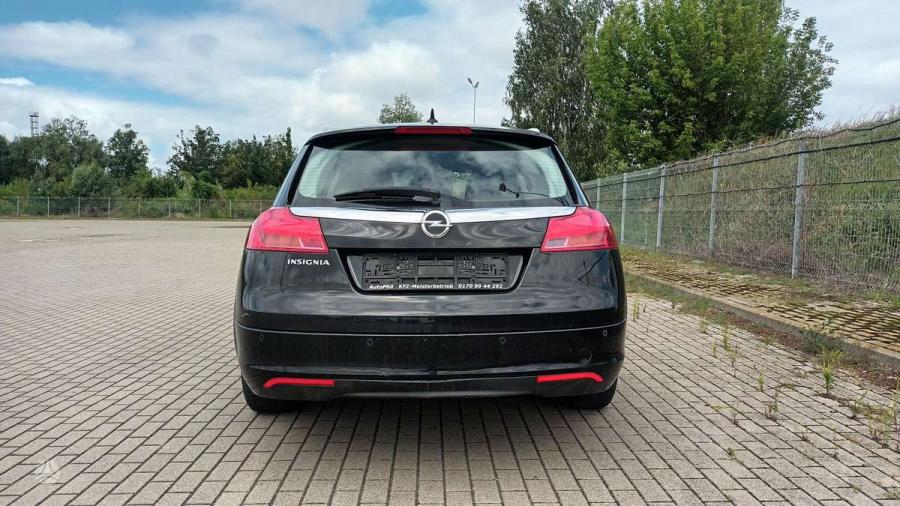 Melns Opel Insignia 2009 Marijampole, ar dzinēja tilpumu 1.80 L un nobraukumu 198 tūkst. km par 2300 €, foto 7 vietnē AUTOMOTO.COM.LV