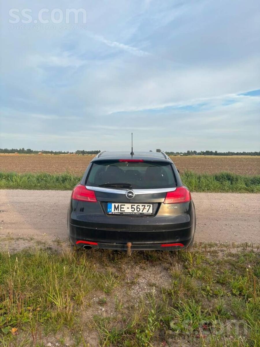 Melns Opel Insignia 2009 Dobele, ar dzinēja tilpumu 2.00 L un nobraukumu 390 tūkst. km par 1500 €, foto 3 vietnē AUTOMOTO.COM.LV