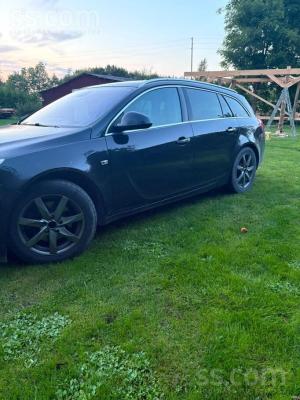 Melns Opel Insignia 2009 Dobele, ar dzinēja tilpumu 2.00 L un nobraukumu 390 tūkst. km par 1500 €, foto 4 vietnē AUTOMOTO.COM.LV