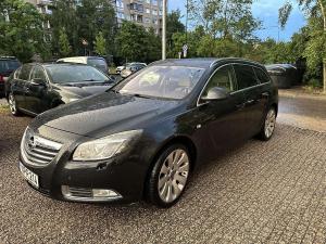 Black Opel Insignia 2009 in Vilnius, with an engine capacity of 2.00 L and mileage of 290 thousand km for 2900 €, photo  on AUTOMOTO.COM.LV