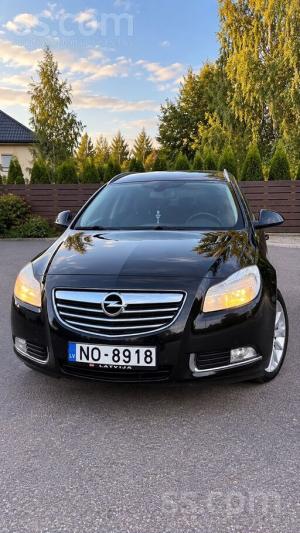 Melns Opel Insignia 2009 Valka, ar dzinēja tilpumu 1.60 L un nobraukumu 282 tūkst. km par 3990 €, foto 3 vietnē AUTOMOTO.COM.LV