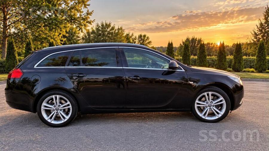 Melns Opel Insignia 2009 Valka, ar dzinēja tilpumu 1.60 L un nobraukumu 282 tūkst. km par 3990 €, foto 8 vietnē AUTOMOTO.COM.LV