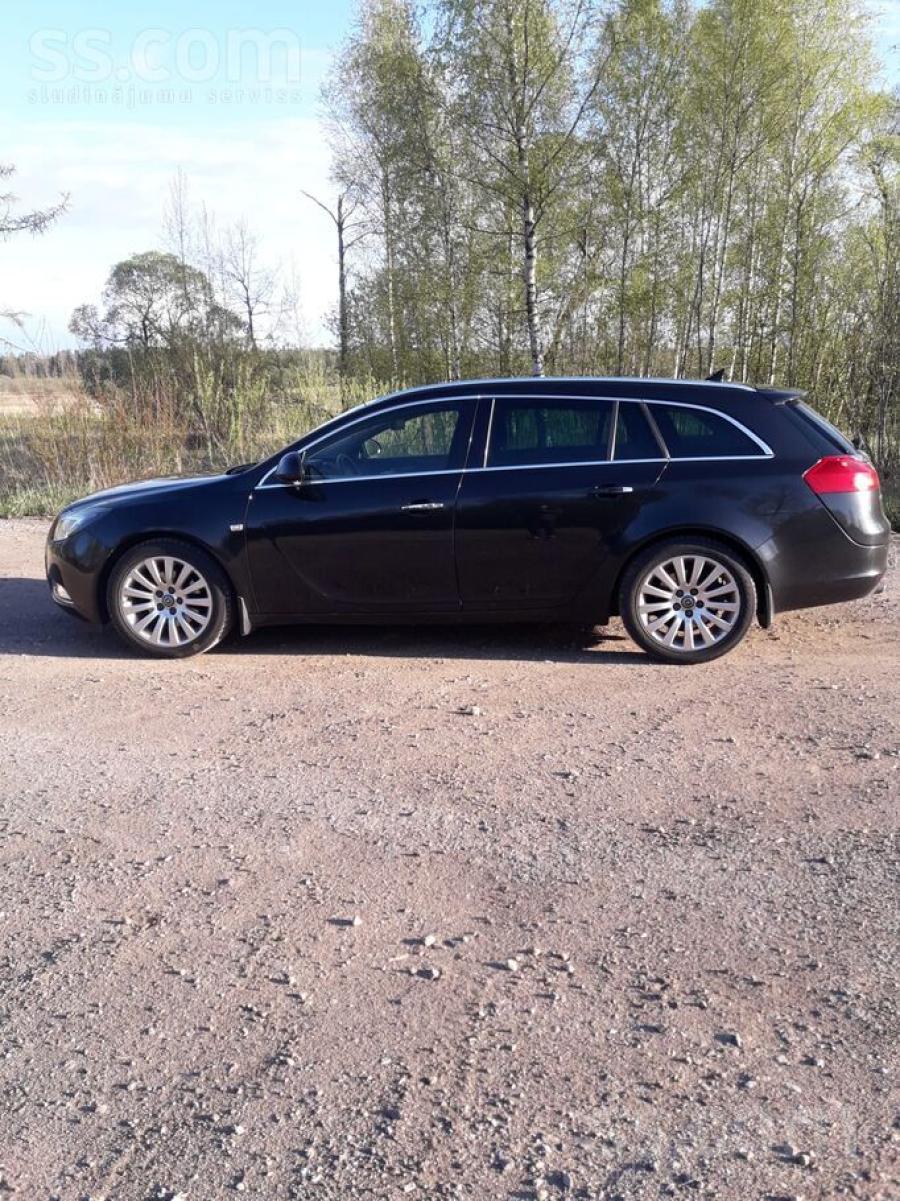 Melns Opel Insignia 2010 Balvi, ar dzinēja tilpumu 2.00 L un nobraukumu 298 tūkst. km par 3500 €, foto 1 vietnē AUTOMOTO.COM.LV