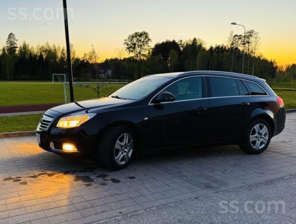Melns Opel Insignia 2010 Rēzekne, ar dzinēja tilpumu 2.00 L un nobraukumu 389 tūkst. km par 3350 €, foto 4 vietnē AUTOMOTO.COM.LV