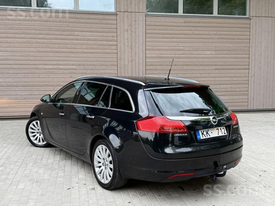 Melns Opel Insignia 2010 Jelgava, ar dzinēja tilpumu 2.00 L un nobraukumu 368 tūkst. km par 2500 €, foto 4 vietnē AUTOMOTO.COM.LV