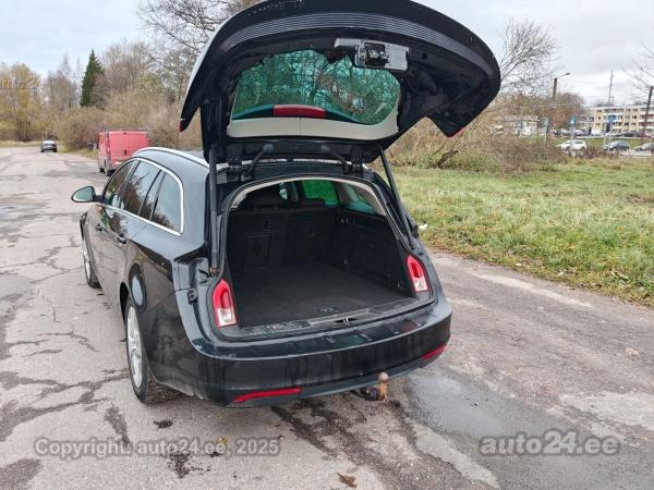 Melns Opel Insignia 2010 Tallina, ar dzinēja tilpumu 2.00 L un nobraukumu 244 tūkst. km par 1500 €, foto 11 vietnē AUTOMOTO.COM.LV