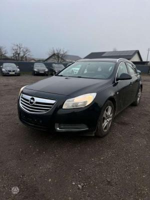 Black Opel Insignia 2010 in Kaunas, with an engine capacity of 1.80 L and mileage of 207 thousand km for 1850 €, photo  on AUTOMOTO.COM.LV