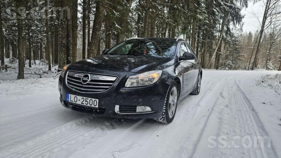 Melns Opel Insignia 2010 Rēzekne, ar dzinēja tilpumu 1.90 L un nobraukumu 352 tūkst. km par 2700 €, foto 1 vietnē AUTOMOTO.COM.LV