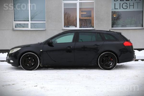 Melns Opel Insignia 2010 Rīga, ar dzinēja tilpumu 2.00 L un nobraukumu 436 tūkst. km par 1995 €, foto 2 vietnē AUTOMOTO.COM.LV