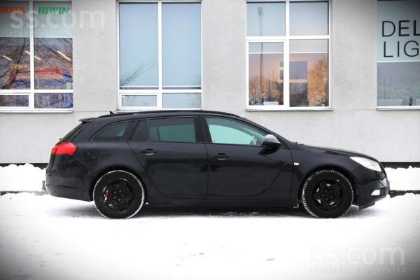 Melns Opel Insignia 2010 Rīga, ar dzinēja tilpumu 2.00 L un nobraukumu 436 tūkst. km par 1995 €, foto 3 vietnē AUTOMOTO.COM.LV