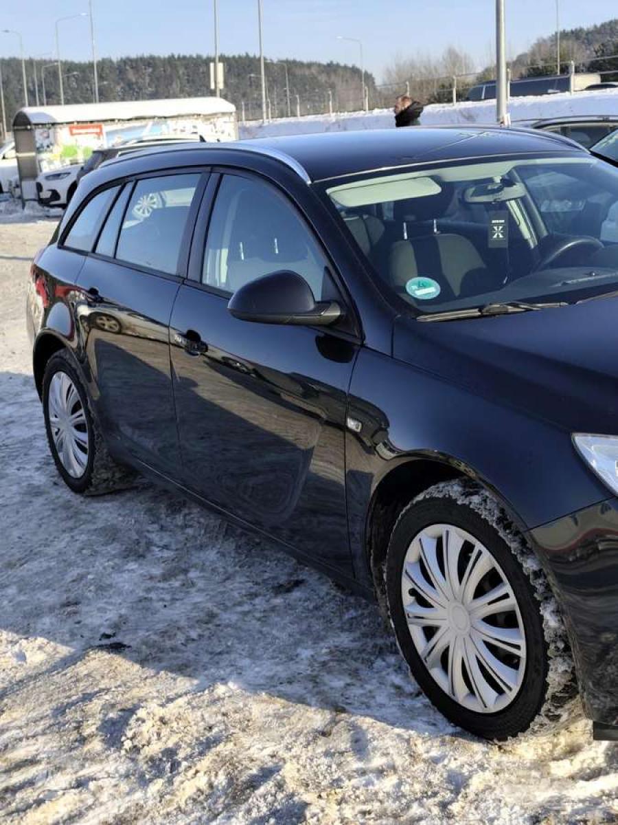 Melns Opel Insignia 2010 Viļņa, ar dzinēja tilpumu 2.00 L un nobraukumu 199 tūkst. km par 4200 €, foto 2 vietnē AUTOMOTO.COM.LV