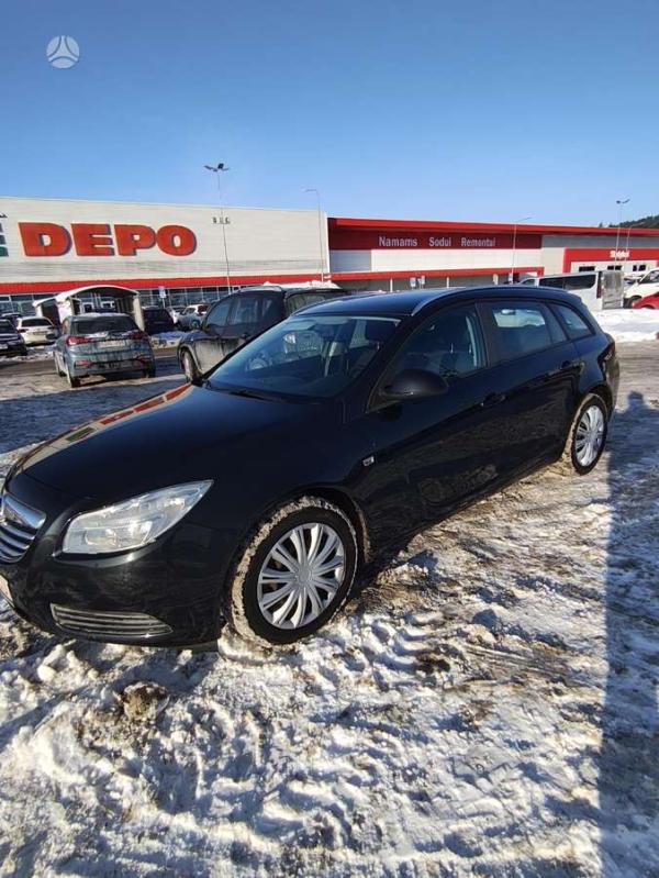 Black Opel Insignia 2010 in Vilnius, with an engine capacity of 2.00 L and mileage of 199 thousand km for 4200 €, photo 7 on AUTOMOTO.COM.LV
