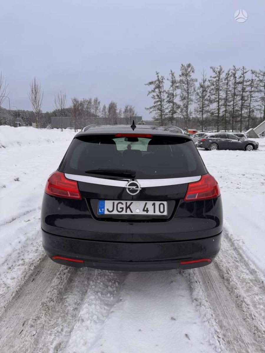 Melns Opel Insignia 2010 Viļņa, ar dzinēja tilpumu 1.96 L un nobraukumu 334 tūkst. km par 2500 €, foto 4 vietnē AUTOMOTO.COM.LV