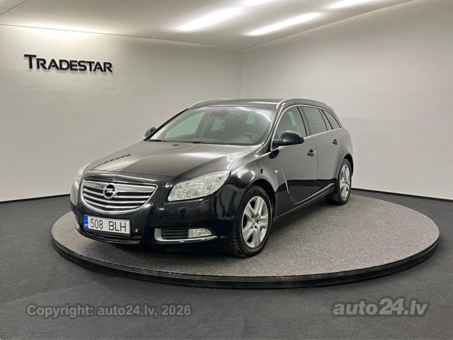 Black Opel Insignia 2010 in Parnu, with an engine capacity of 2.00 L and mileage of 380 thousand km for 2990 €, photo 1 on AUTOMOTO.COM.LV