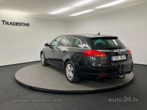 Black Opel Insignia 2010 in Parnu, with an engine capacity of 2.00 L and mileage of 380 thousand km for 2990 €, photo 7 on AUTOMOTO.COM.LV