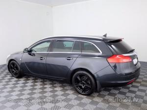 Black Opel Insignia 2010 in Tallinn, with an engine capacity of 2.00 L and mileage of 348 thousand km for 2299 €, photo 5 on AUTOMOTO.COM.LV