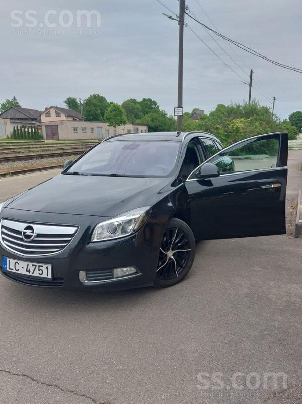 Melns Opel Insignia 2010 Dobele, ar dzinēja tilpumu 2.00 L un nobraukumu 355 tūkst. km par 3200 €, foto 2 vietnē AUTOMOTO.COM.LV