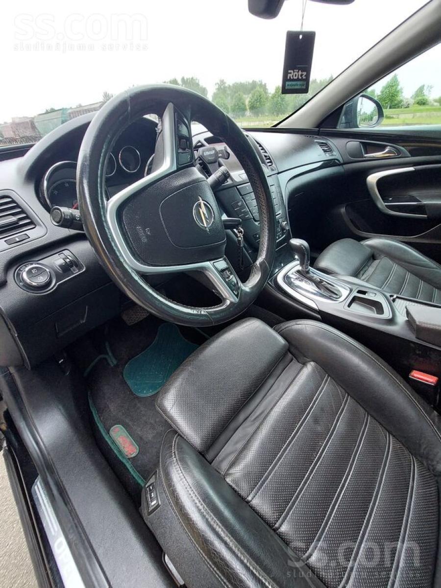 Melns Opel Insignia 2010 Dobele, ar dzinēja tilpumu 2.00 L un nobraukumu 355 tūkst. km par 3200 €, foto 8 vietnē AUTOMOTO.COM.LV