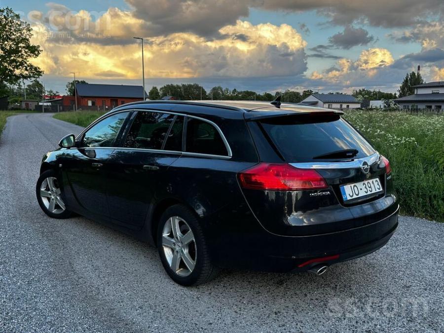 Melns Opel Insignia 2010 Rīga, ar dzinēja tilpumu 2.00 L un nobraukumu 408 tūkst. km par 2300 €, foto 4 vietnē AUTOMOTO.COM.LV