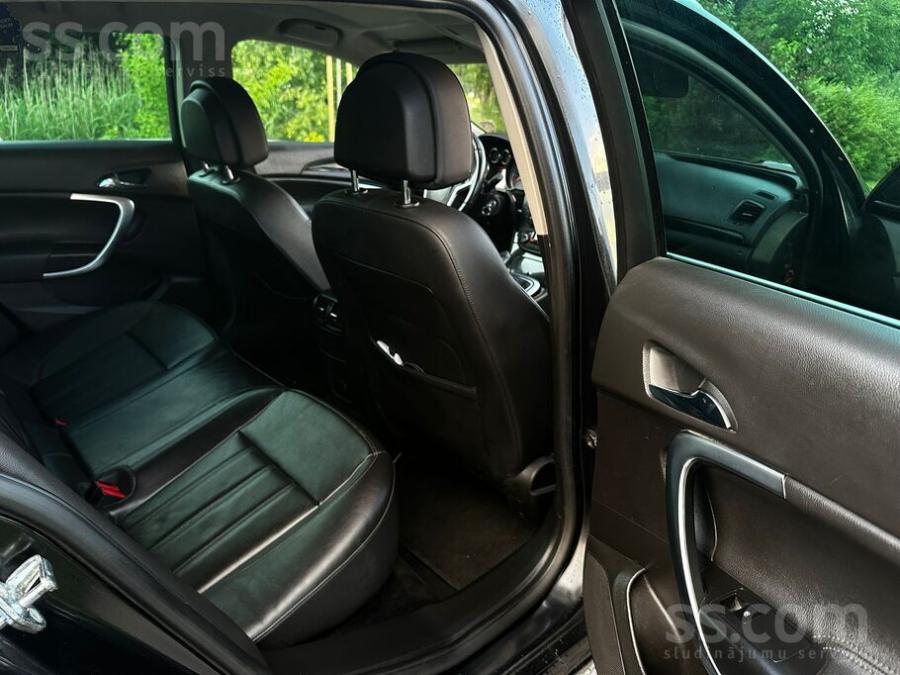 Melns Opel Insignia 2010 Rīga, ar dzinēja tilpumu 2.00 L un nobraukumu 408 tūkst. km par 2300 €, foto 8 vietnē AUTOMOTO.COM.LV