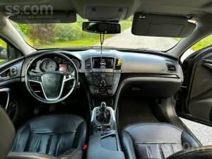 Melns Opel Insignia 2010 Rīga, ar dzinēja tilpumu 2.00 L un nobraukumu 408 tūkst. km par 2300 €, foto 9 vietnē AUTOMOTO.COM.LV